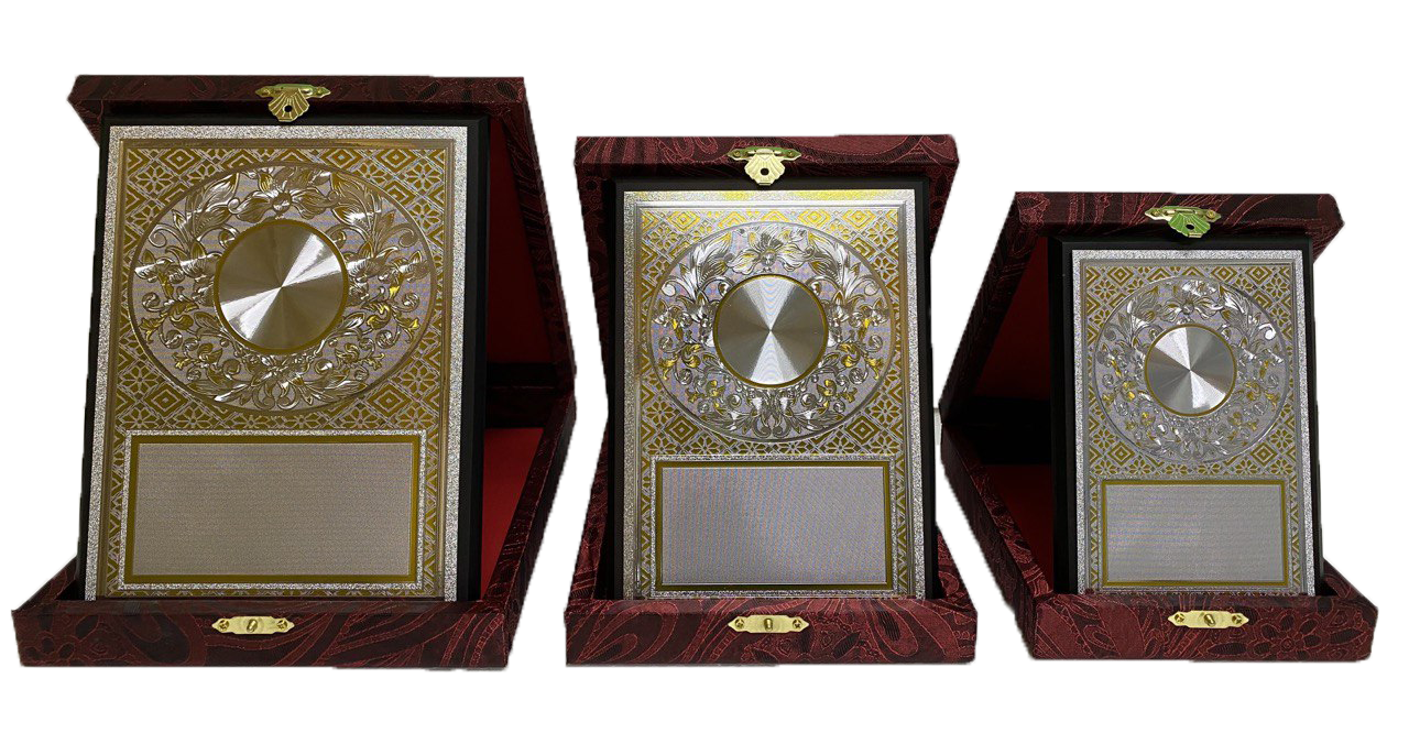 Wooden Plaque Velvet Box -WB6517-A/B/C – Ancient Pewter Manufacturer ...